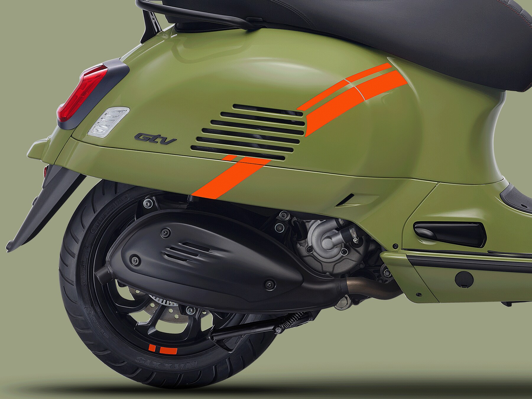 Vespa GTV 300: price, consumption, colors