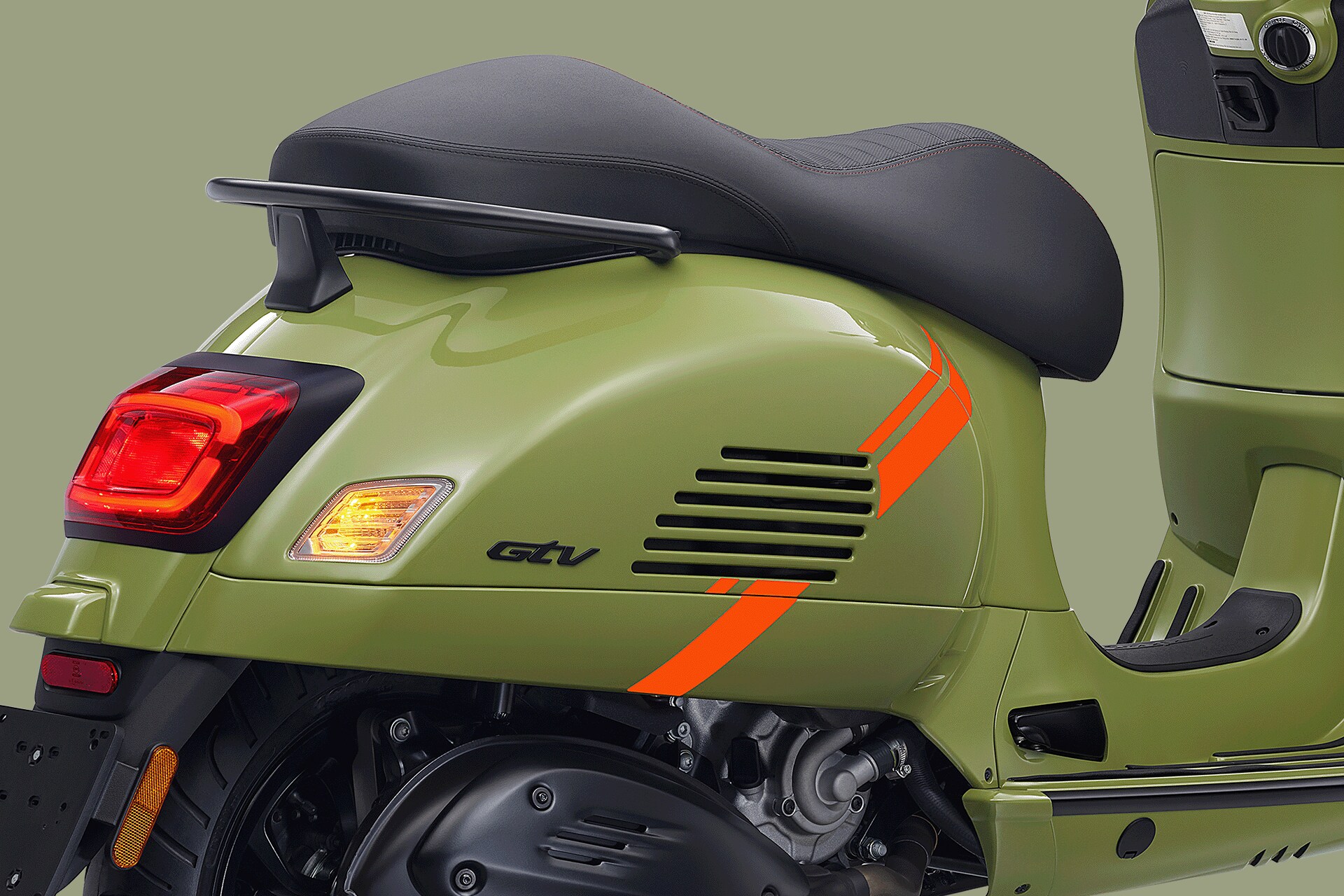 Vespa GTV 300: price, consumption, colors