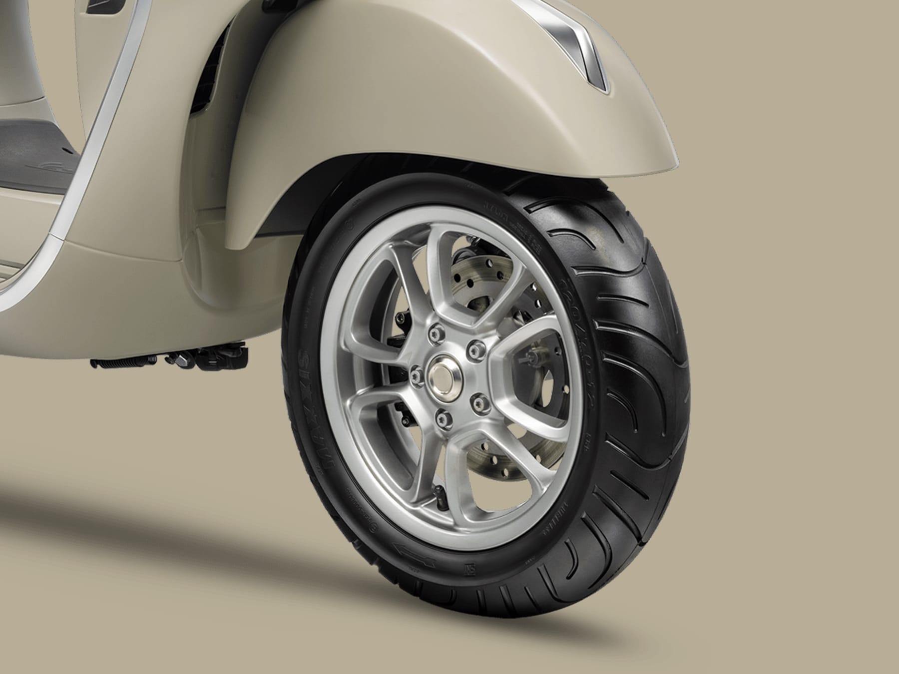 Vespa GTS Classic 300: price, consumption, colors