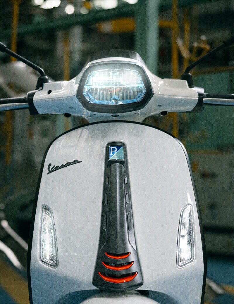 Vespa 946 Snake 125: Preise, Farben, Eigenschaften | Vespa DE