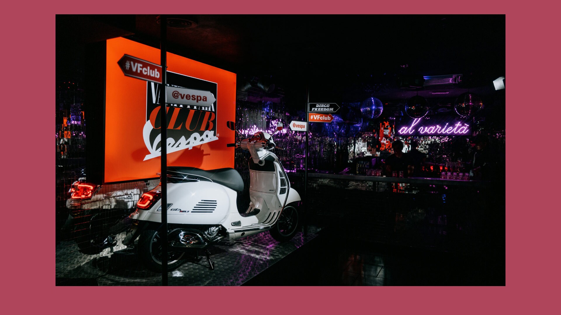Vanity Fair X Vespa - Disco Freedom | Vespa EN