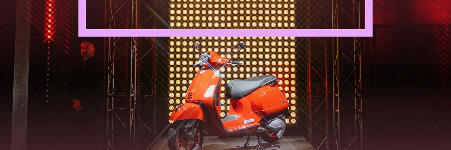 Vanity Fair X Vespa - Disco Freedom | Vespa EN