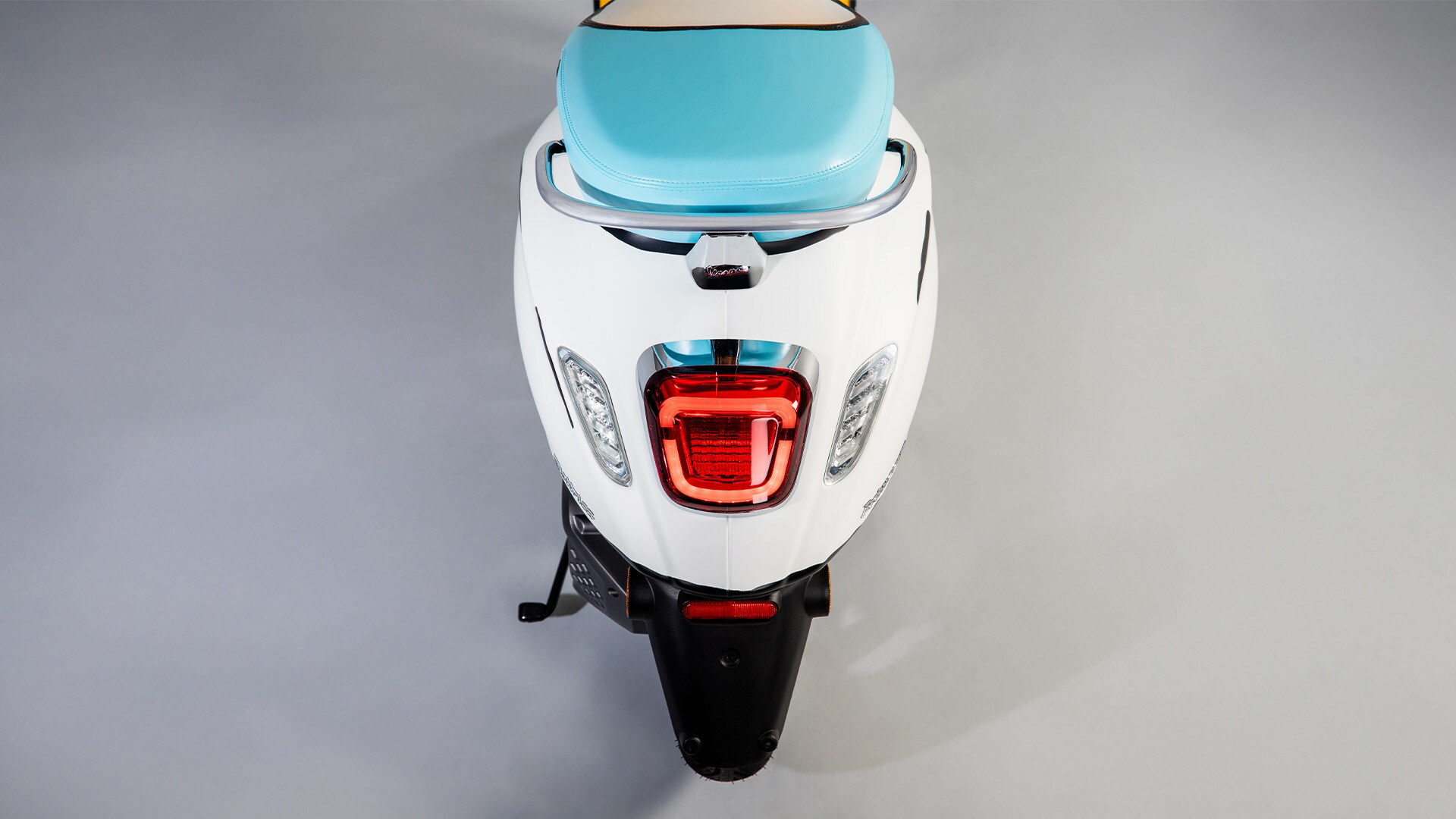 Vespa Primavera "Unique Edition" Special Olympics | Vespa UK